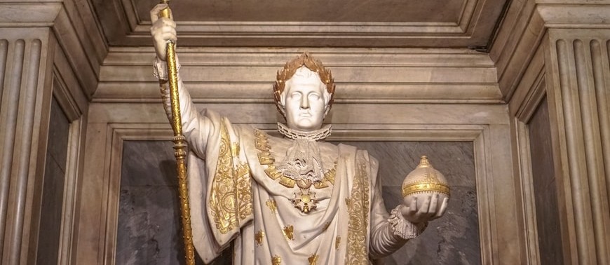 In which building was Napoleon crowned Emperor of France?