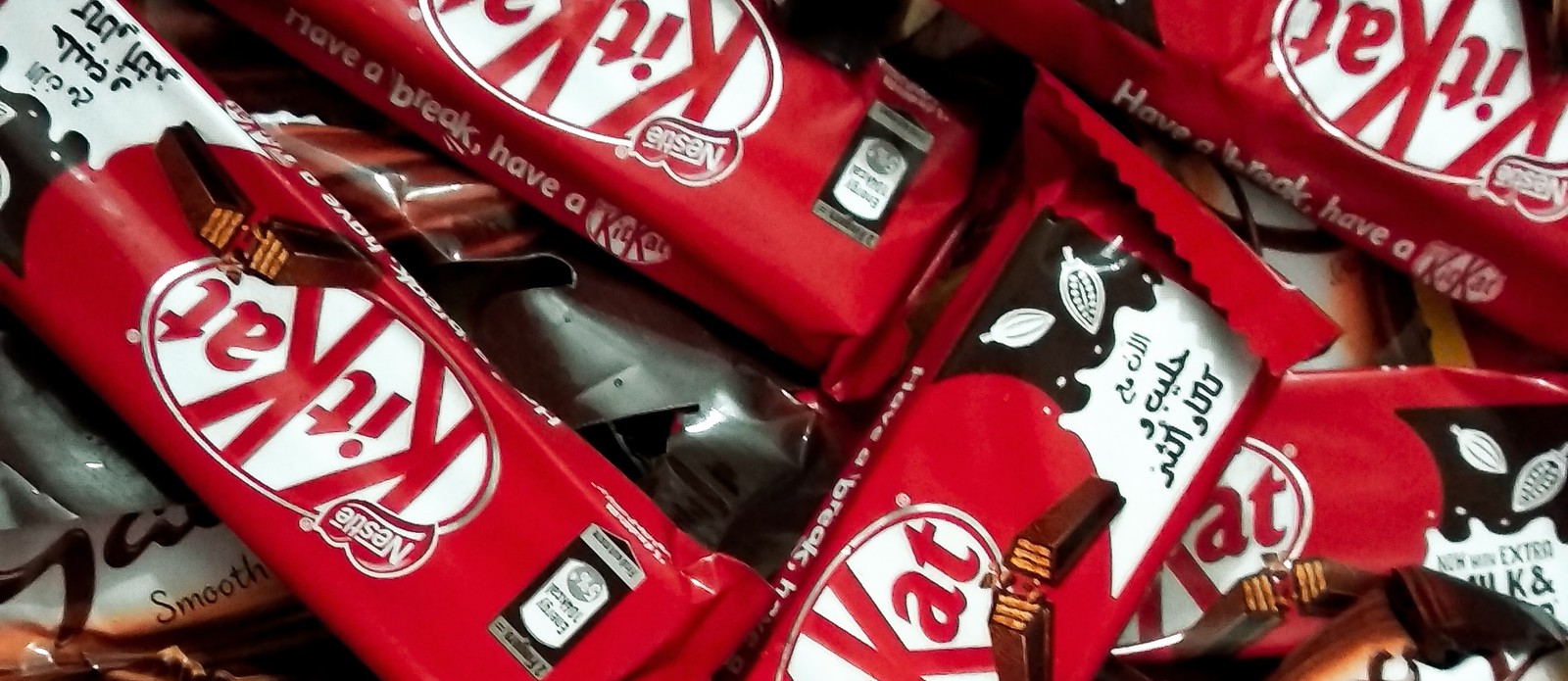 What U.S. candy bar is internationally called a "Mars Bar"?